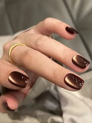 The 35 Best Cat Eye Nails That Are Too Good Not to Try in 2025 - Stolen Inspiration