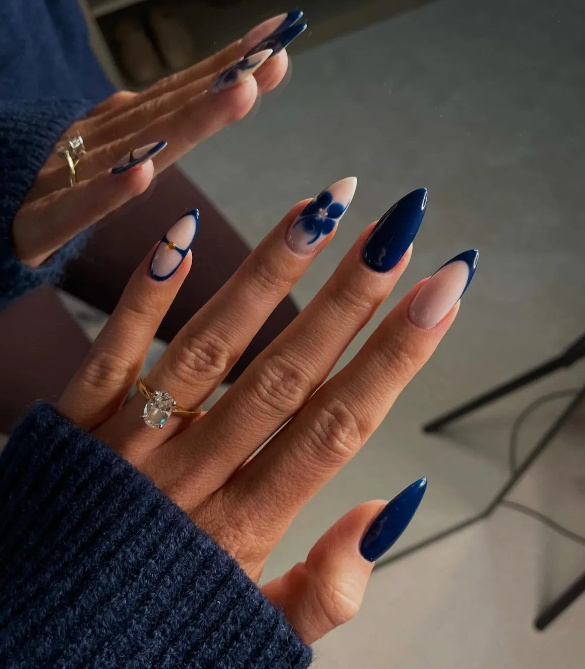 The 25 Coolest Blue Nails Ideas to Try Now - Stolen Inspiration